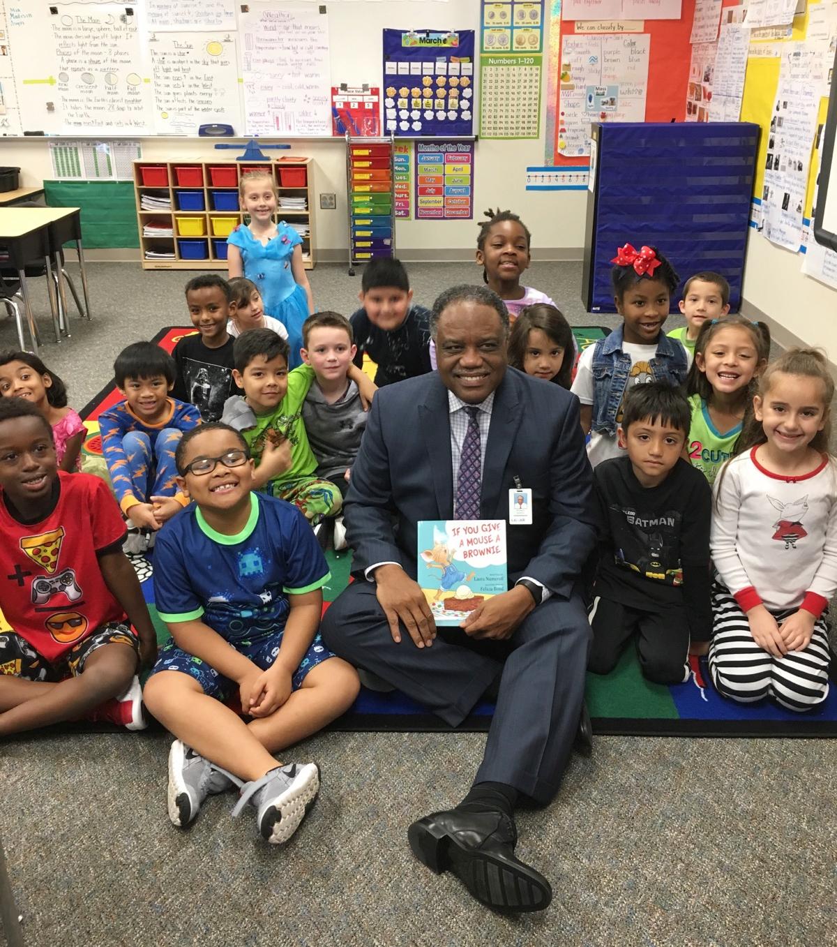 Lamar CISD superintendent set to retire after 20 years