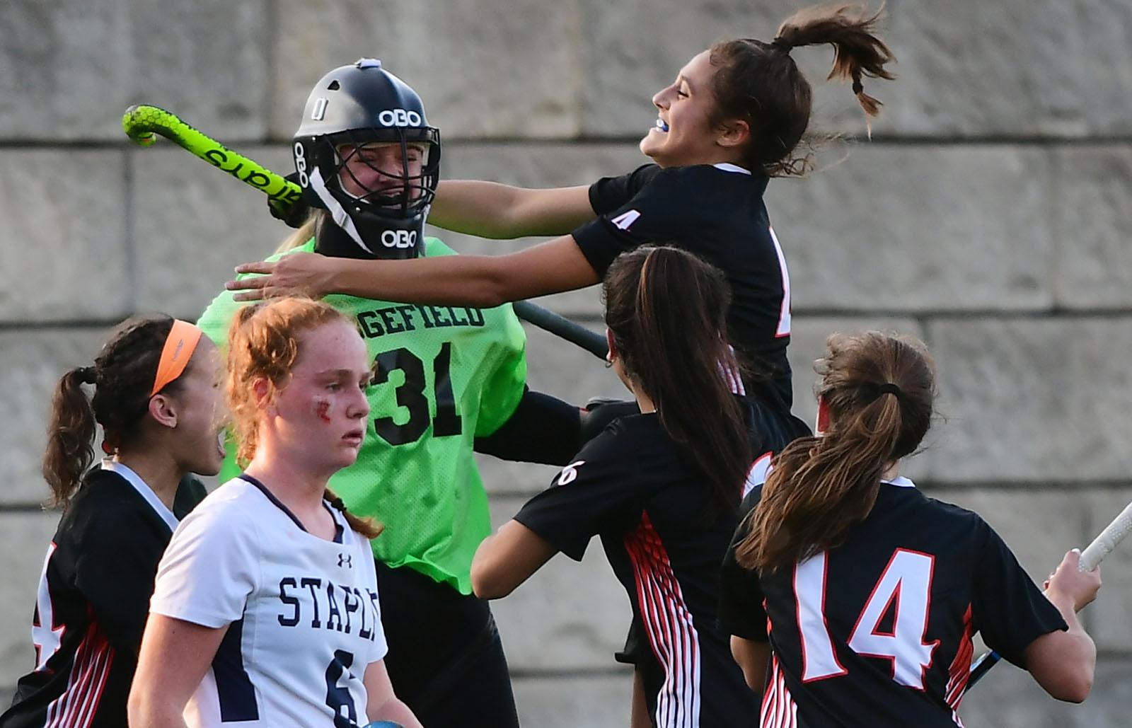 Riley Peters lifts Tigers to FCIAC Central field hockey title