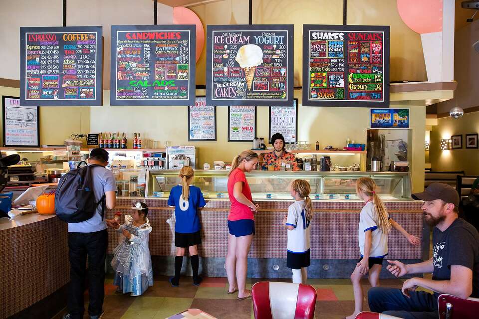 ’70s ice cream classic Double Rainbow returns to San Francisco