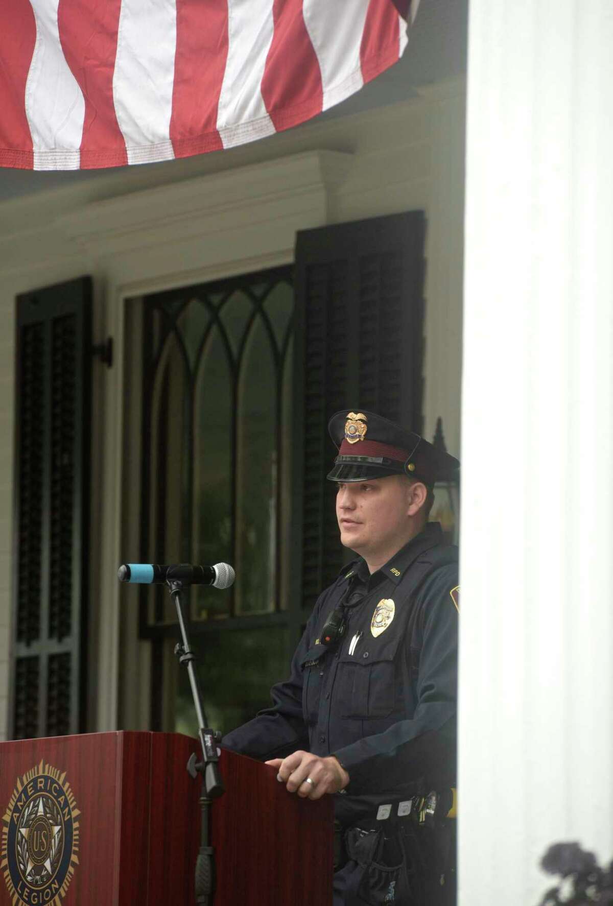 With masks and social distance, veterans honored in Ridgefield ceremony