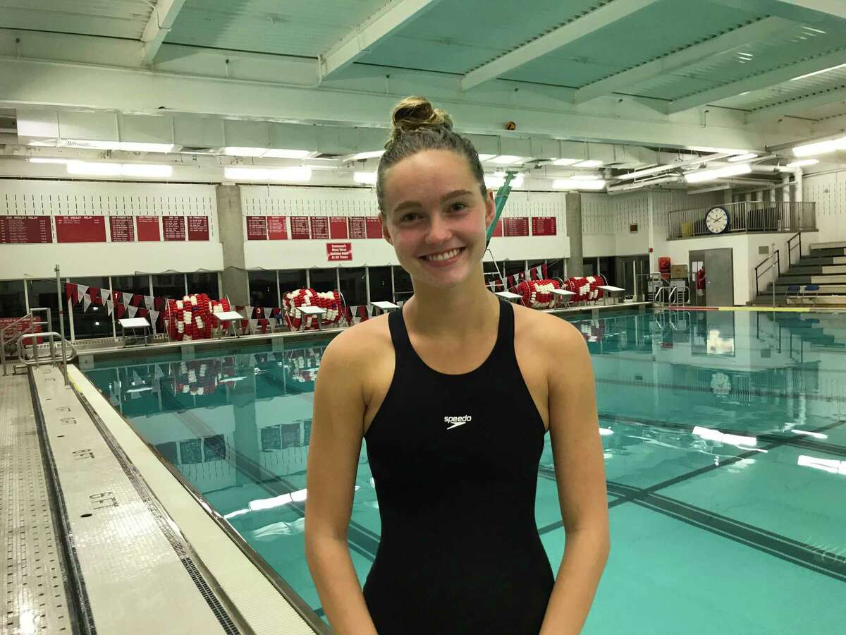Greenwichs Lynch Sets 2 State Records 3 Fciac Marks In Final Meet