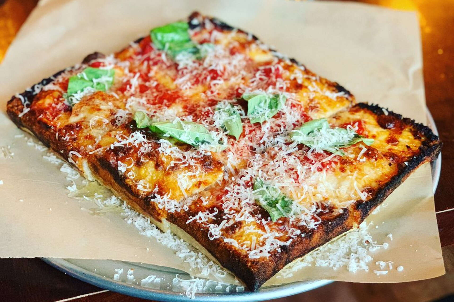 A New Yorker has rated San Francisco pizzas since 2018. Here's what he ...