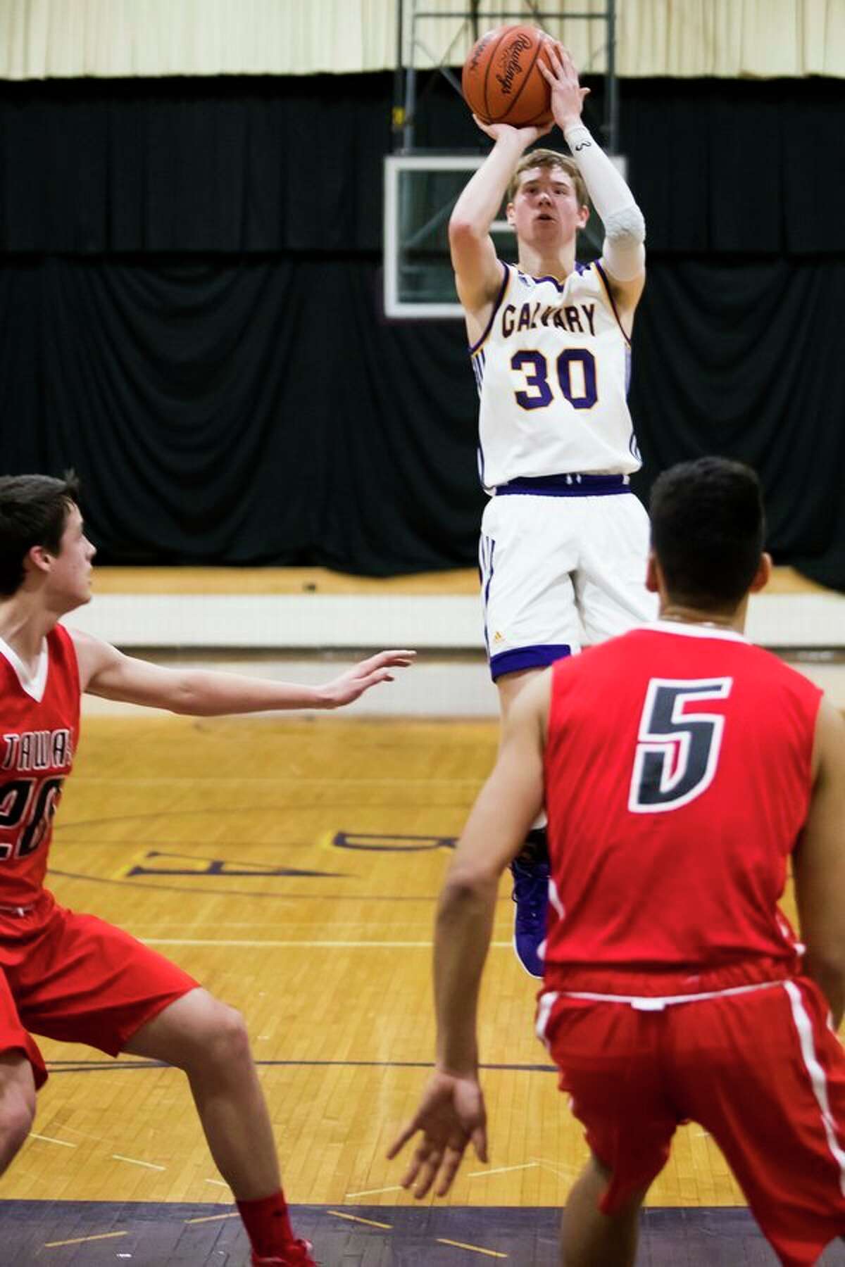 CBA's Dickerson joins Bob Jones basketball team