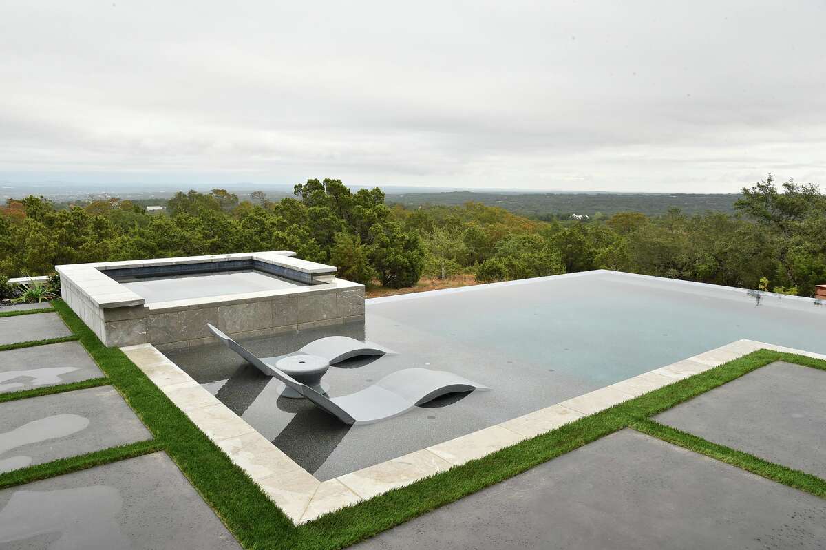 Modern Texas Hill Country home in Cordillera Ranch captures spectacular ...