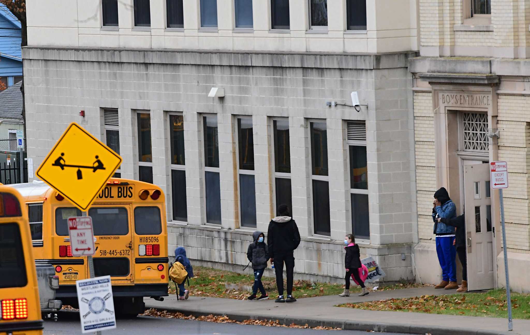 Getting There: Albany school zone lights