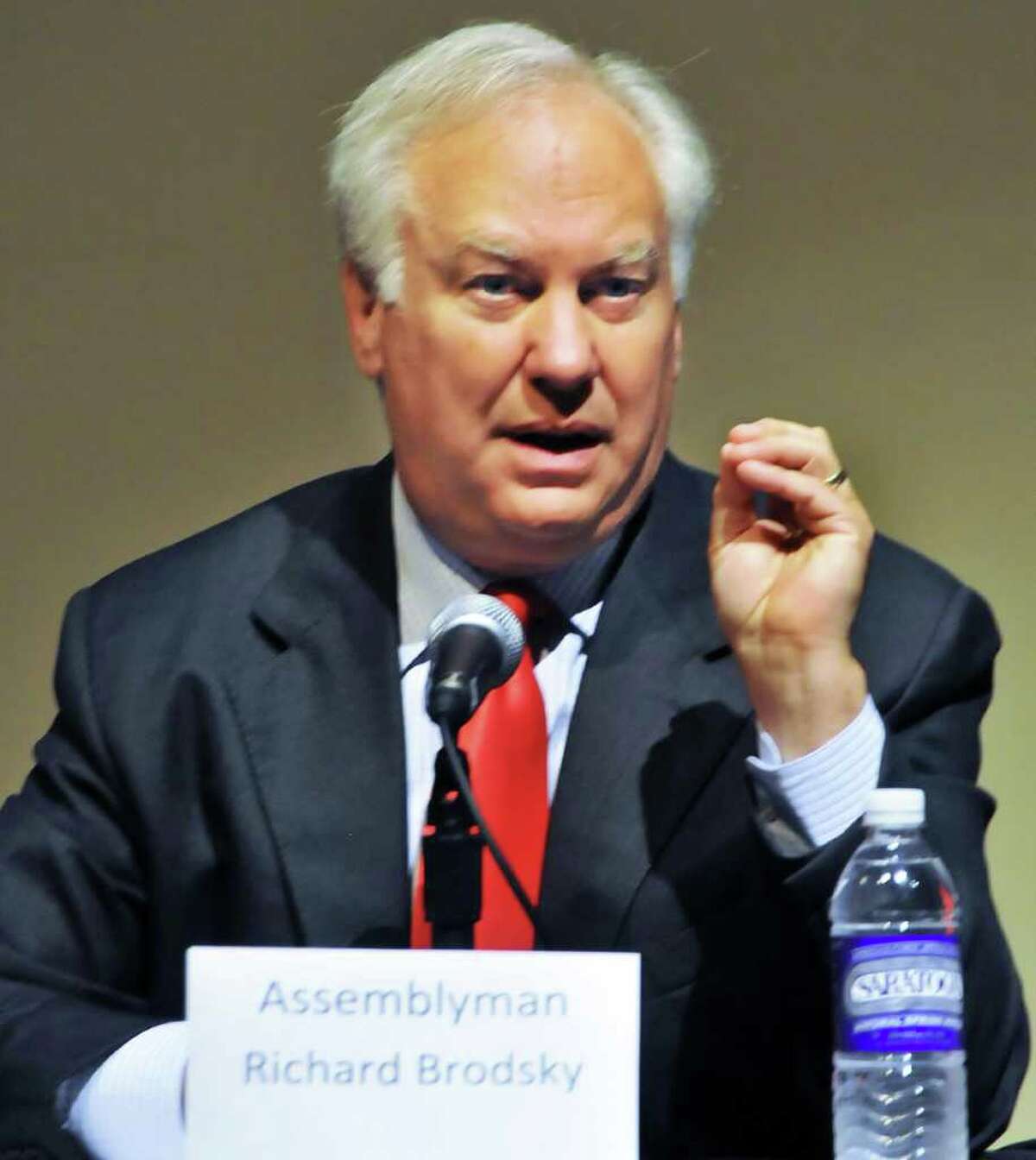 Former Assemblyman Richard Brodsky dies at 73