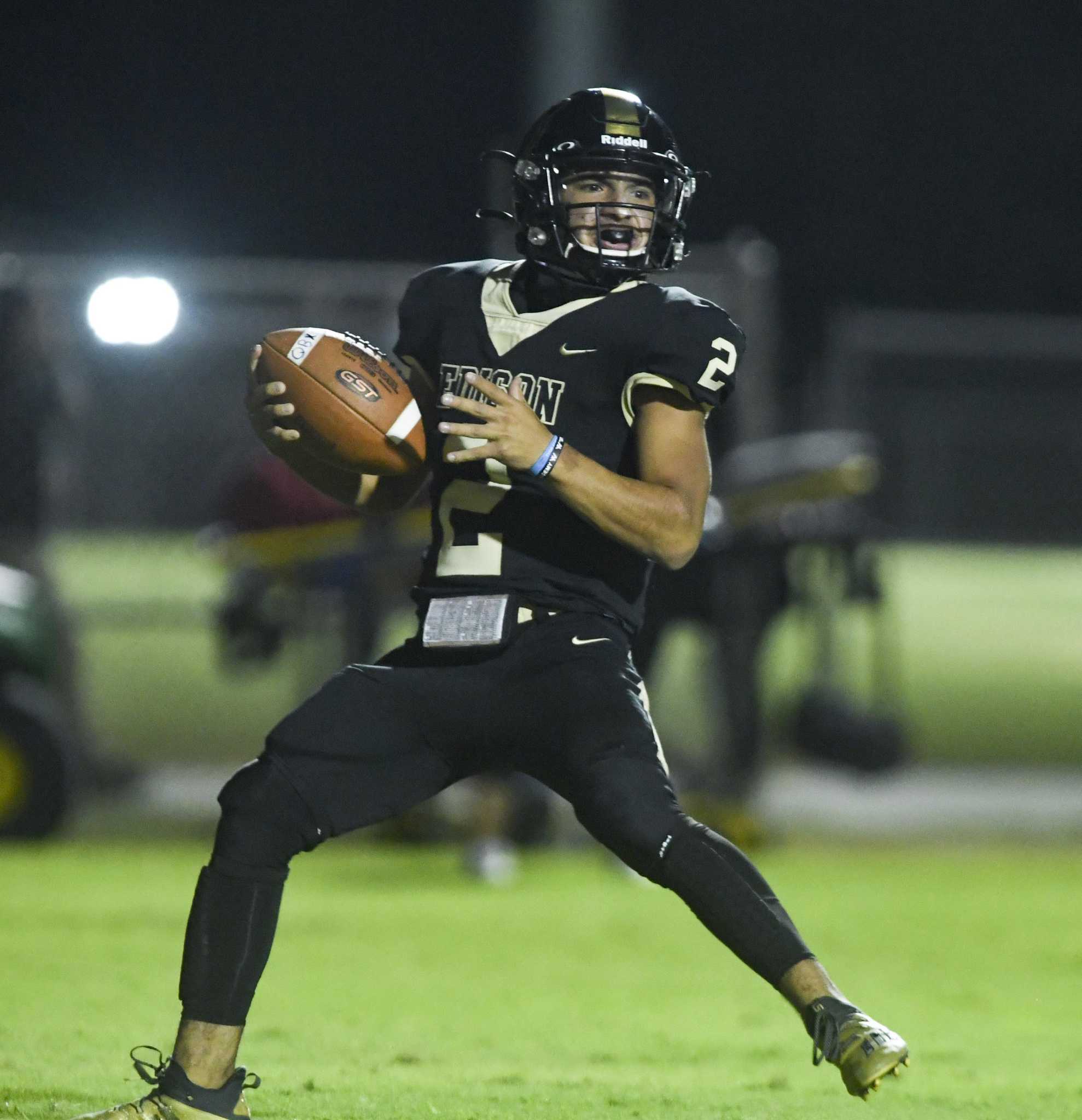 Edison football program suspended due to COVID-19