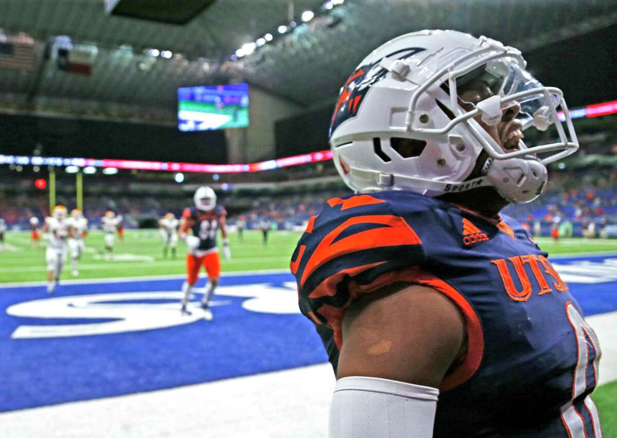 UTSA quarterback Frank Harris riding newfound confidence after career ...