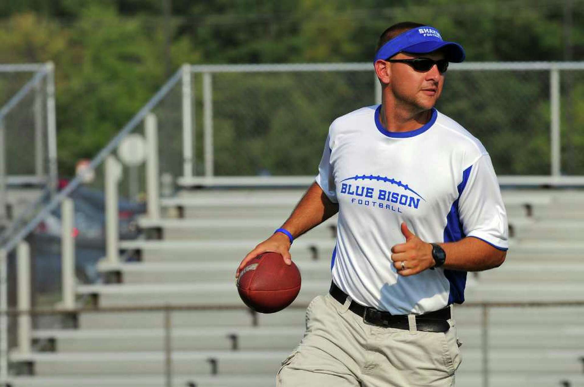 Capeless key for Shaker