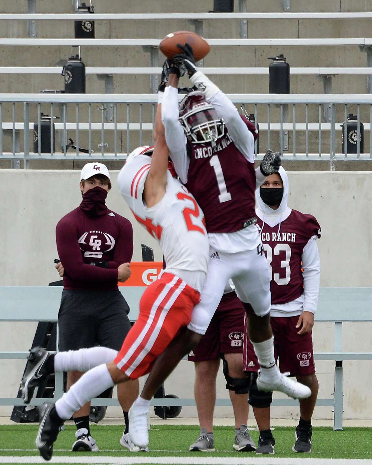 Seven Lakes, Cinco Ranch could decide playoff spot