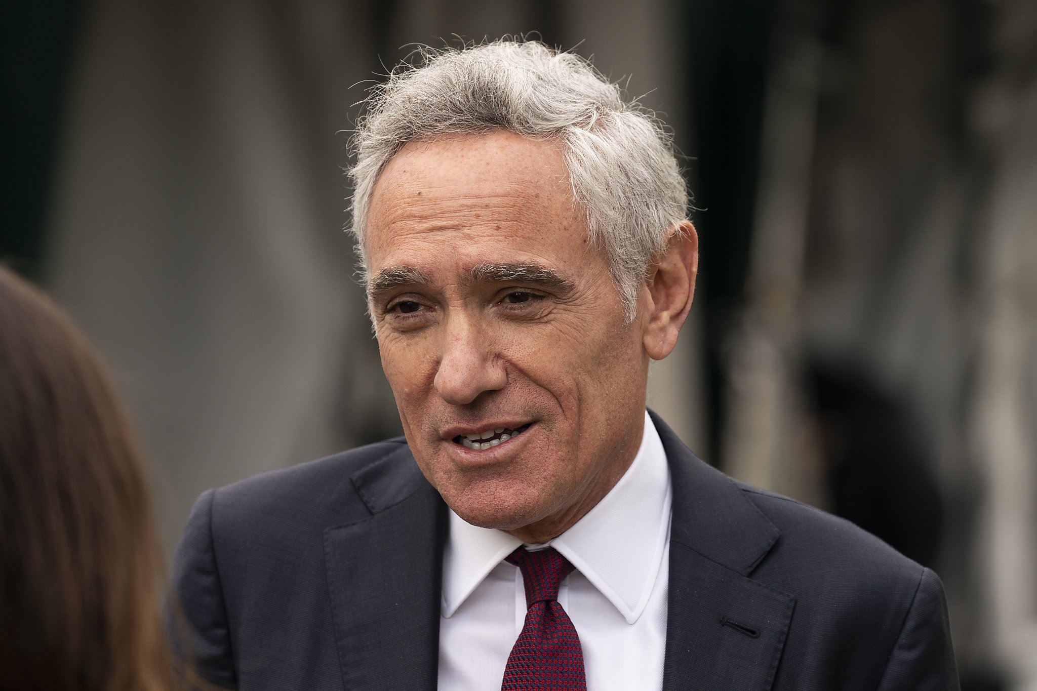 Stanford distances itself from Scott Atlas following his controversial ...