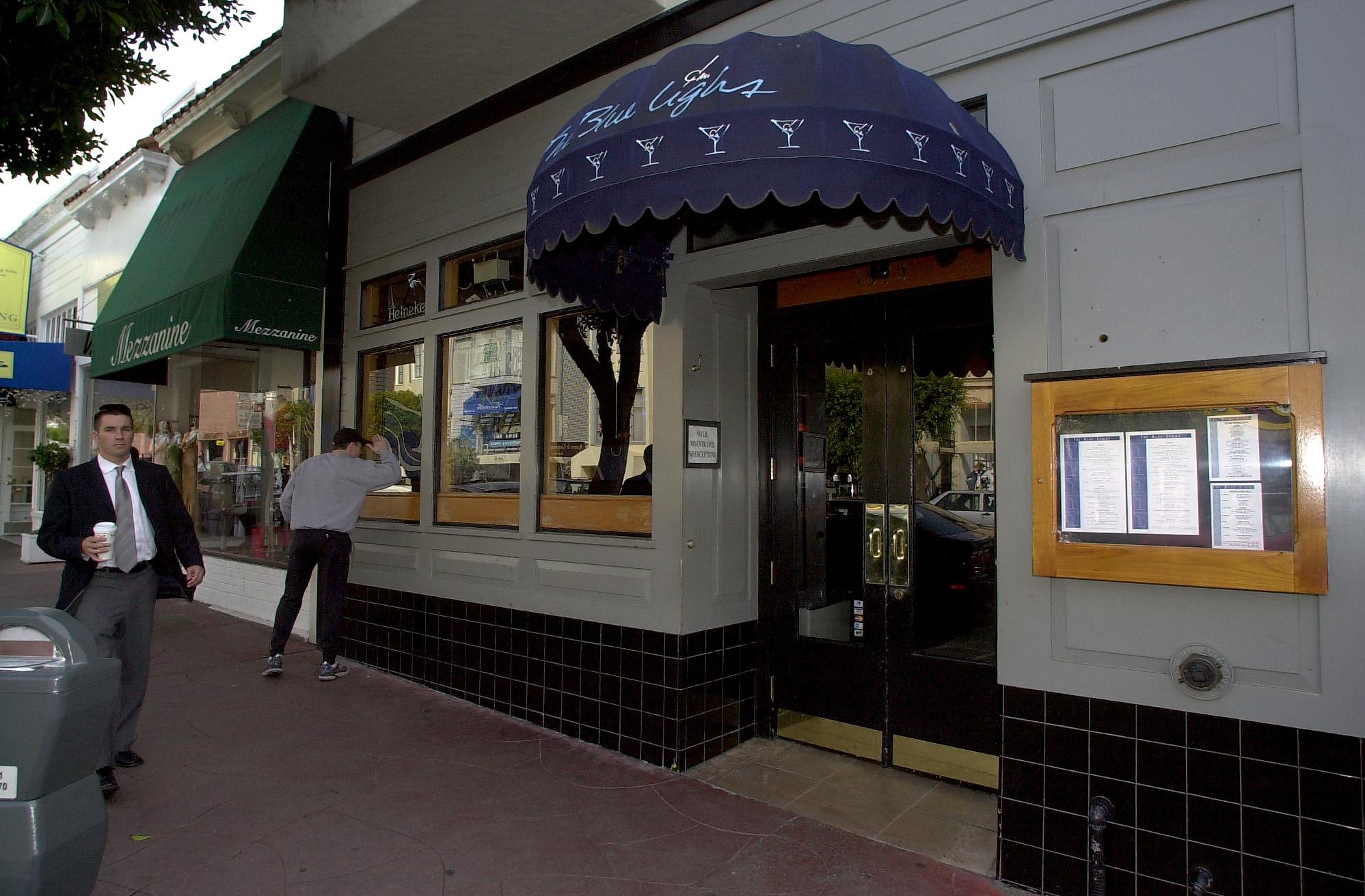 California restaurant owners plan to sue the state over permit fees