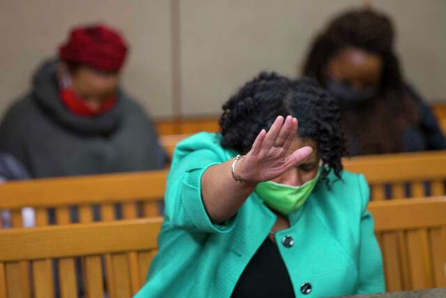 Teneshia Hudspeth sworn in as Harris County Clerk