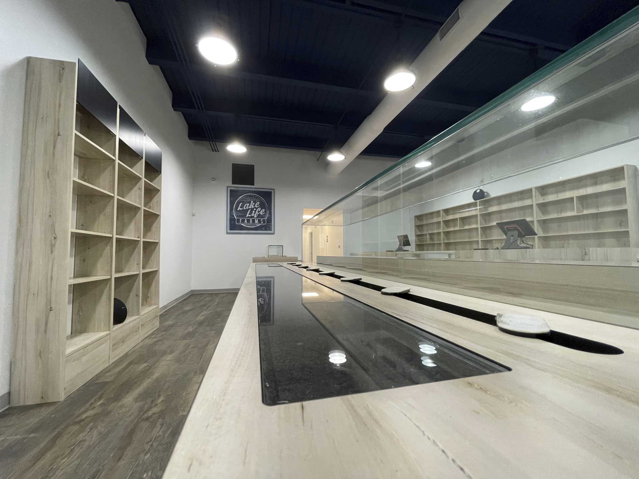 Marijuana shop remodels, fills vacant downtown storefront