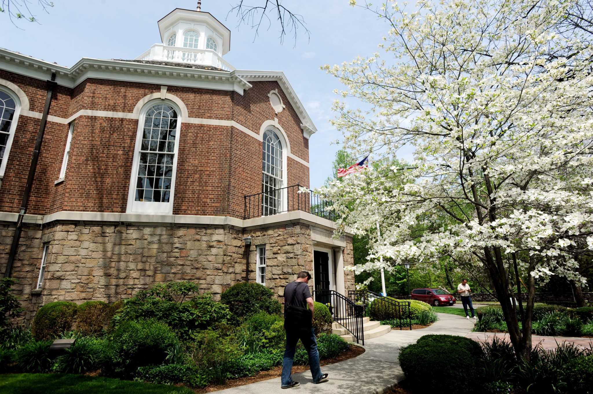Official: COVID case closes Perrot Library in Greenwich