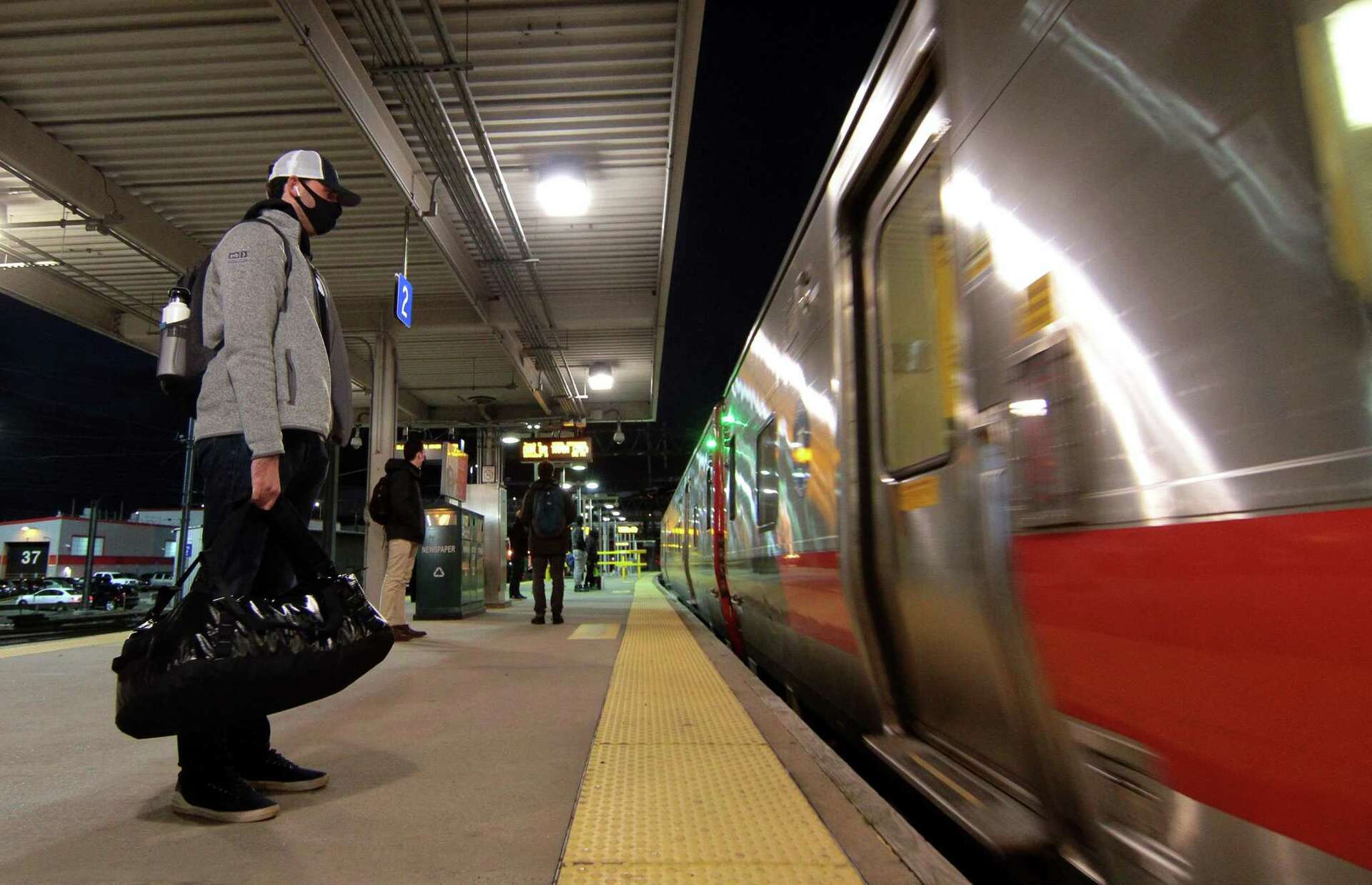 10 places to visit by train along the New Haven Metro-north line in ...
