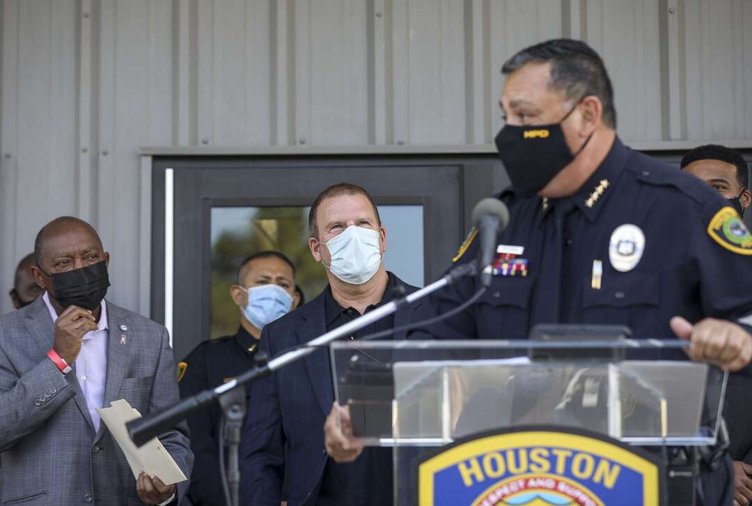 Houston police laud new training facility with mock school, home