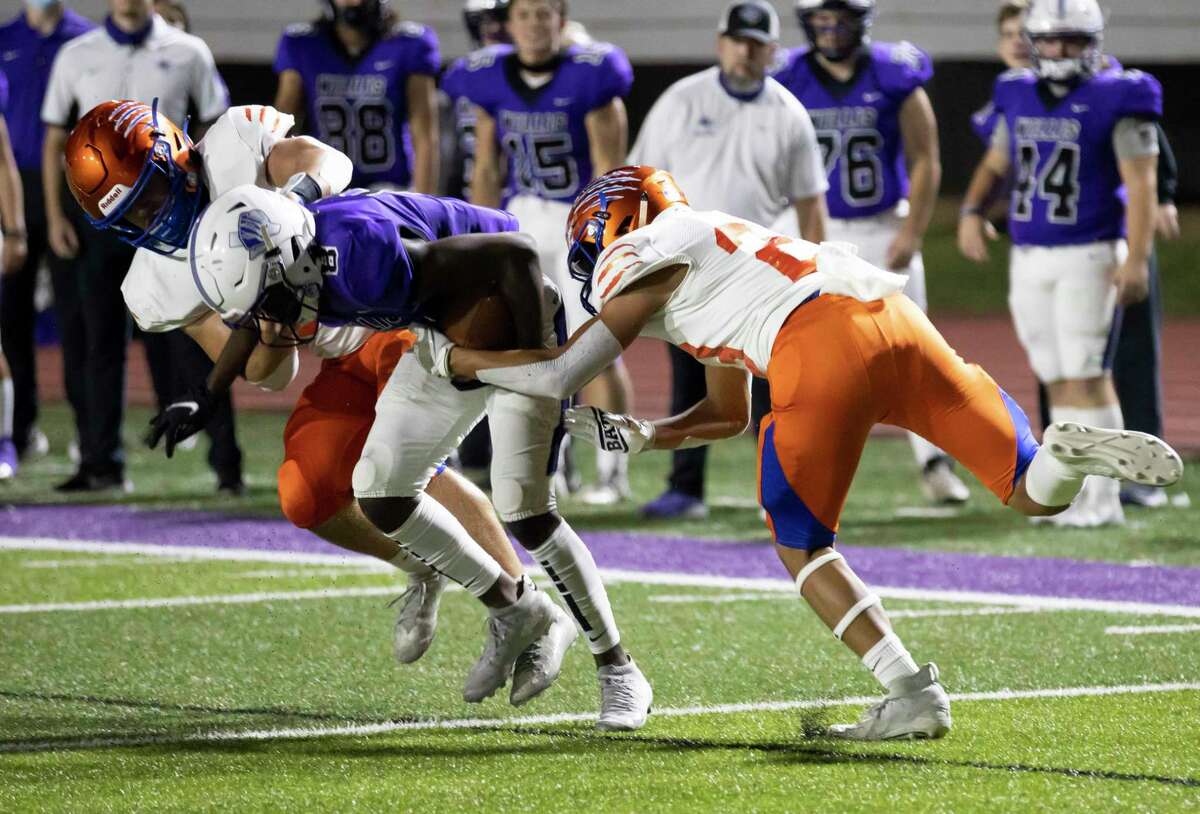 FOOTBALL: Willis beats Grand Oaks, now controls its playoff fate