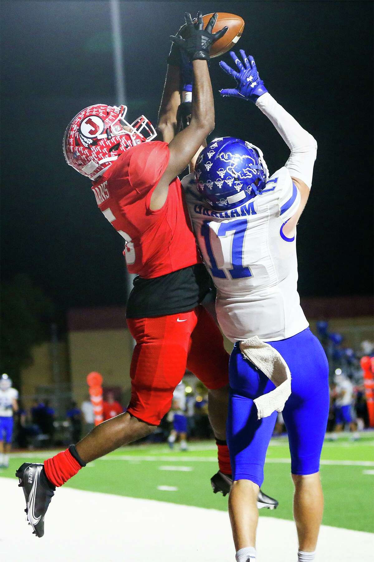 Jourdanton advances to third round for first time since 1985