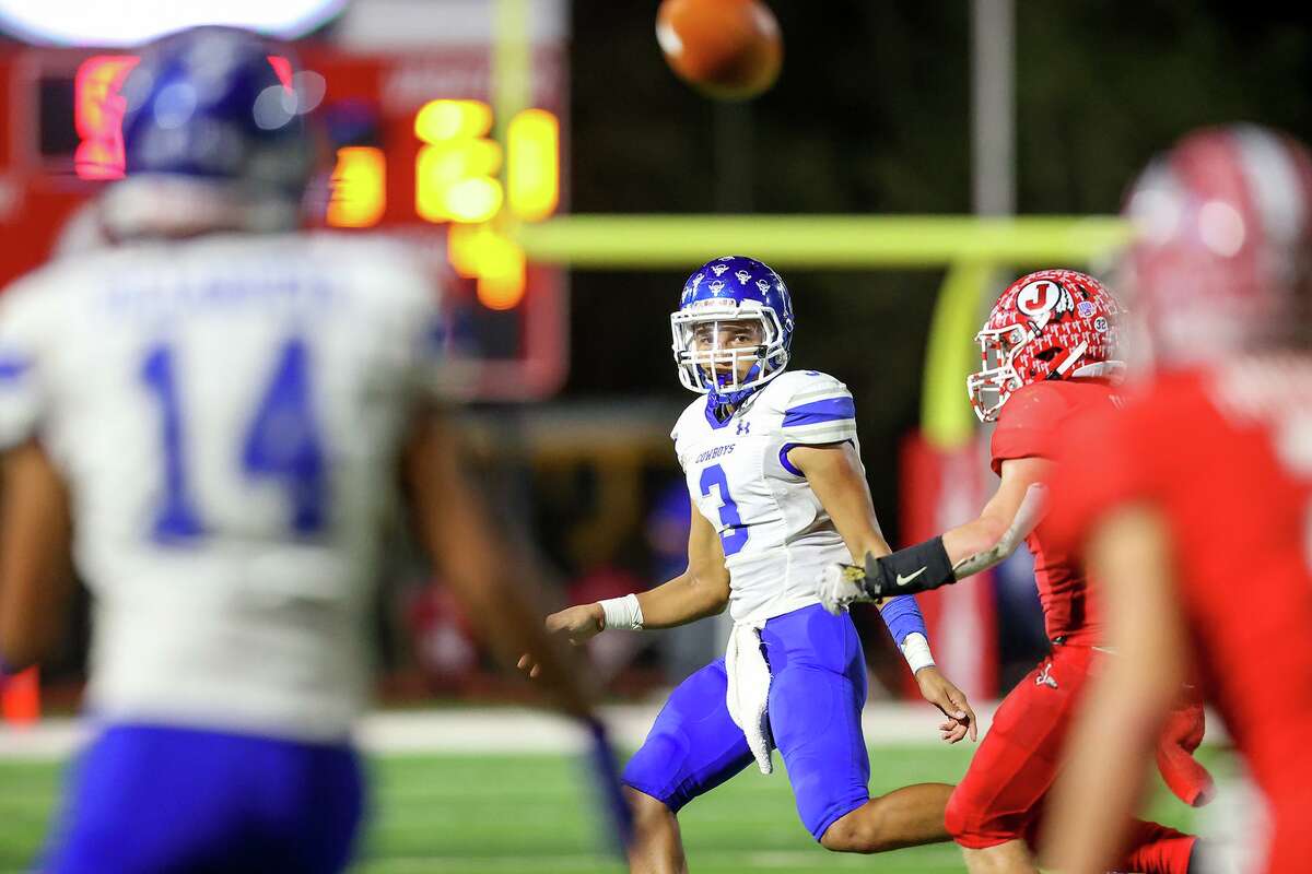 Jourdanton advances to third round for first time since 1985