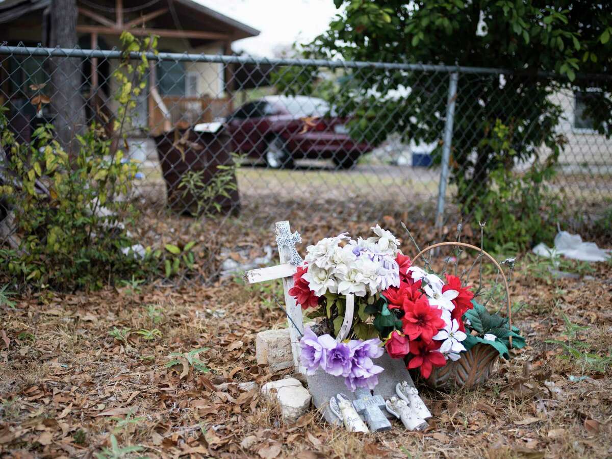 Community volunteers taking back San Antonio’s East Side one block at a ...