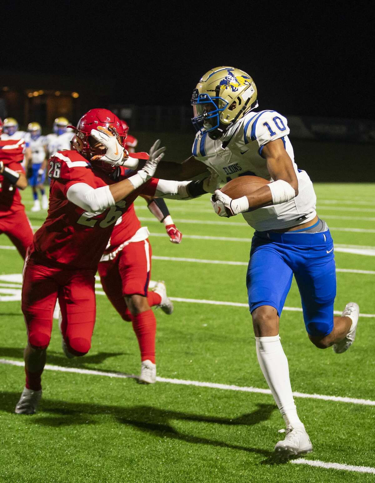 Elkins shuts out Dulles, clinches playoff spot