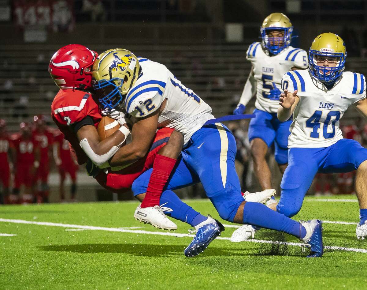 Elkins shuts out Dulles, clinches playoff spot