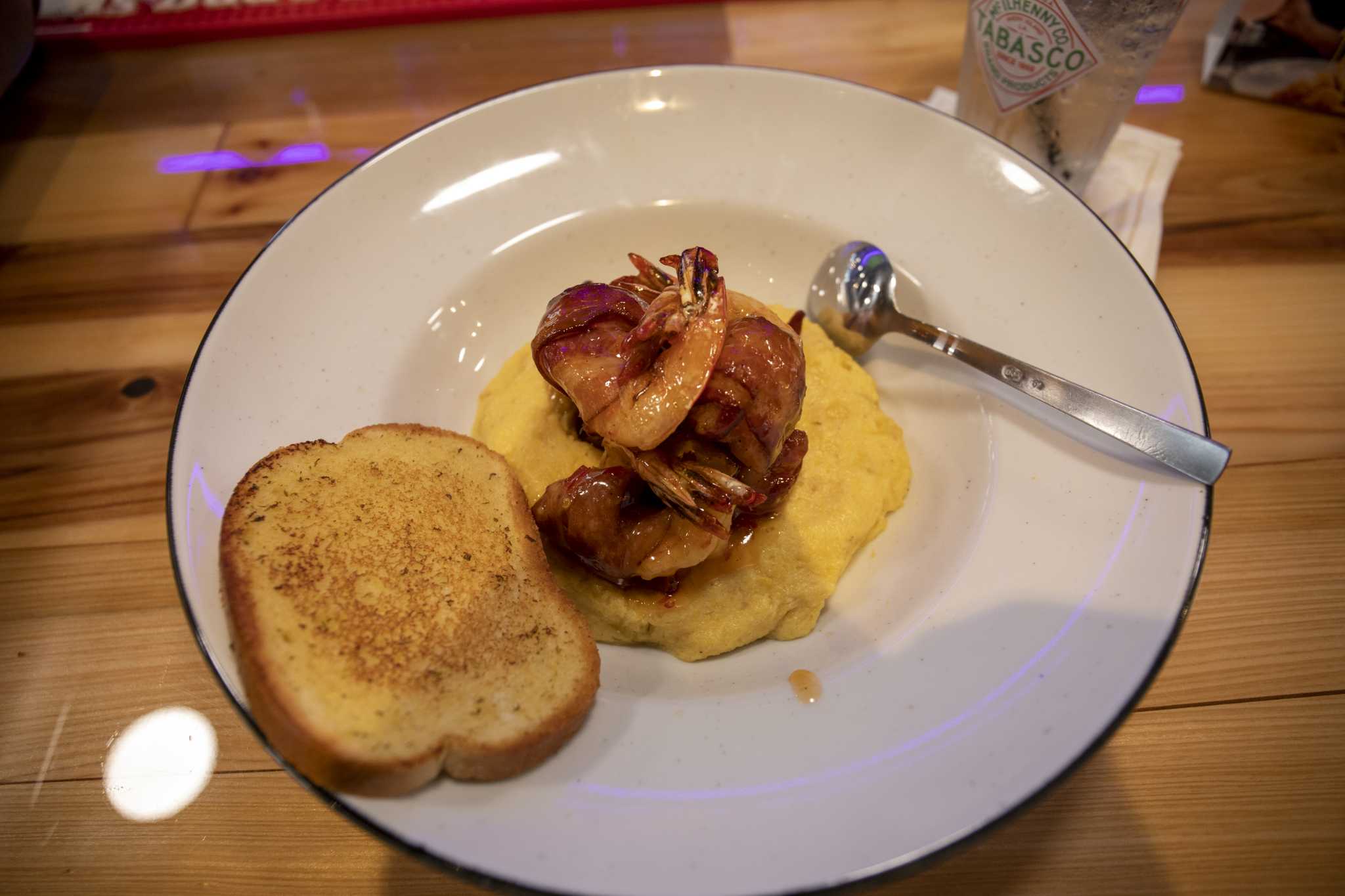 Walk-On’s Sports Bistreaux opens 45th location in Midland