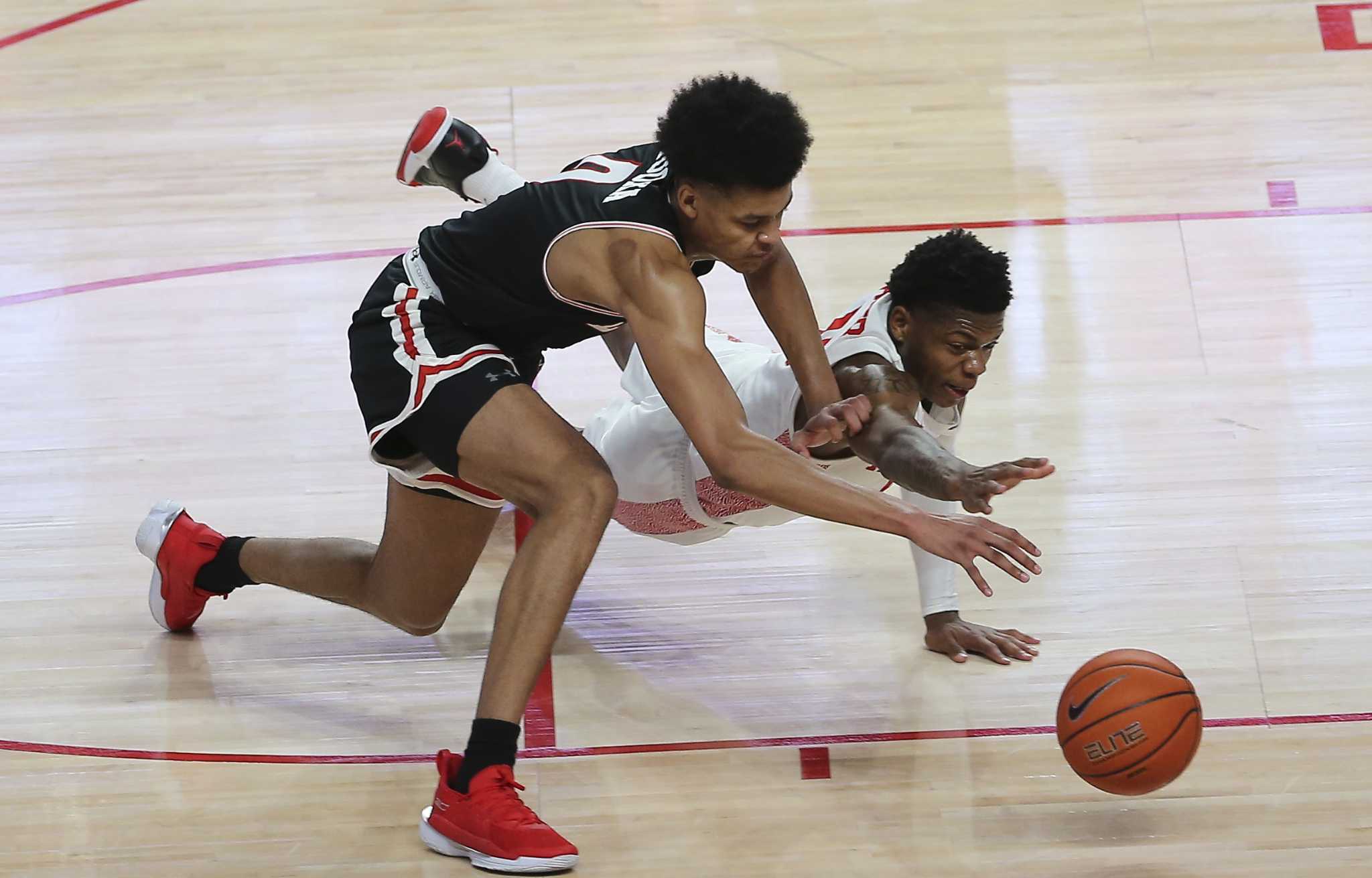 Nov. 25: UH 89, Lamar 45