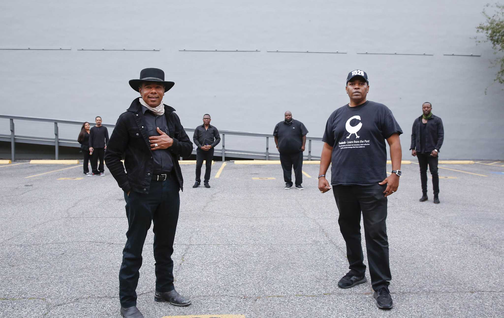 Local activists push for 'absolute equality' with Juneteenth mural in ...