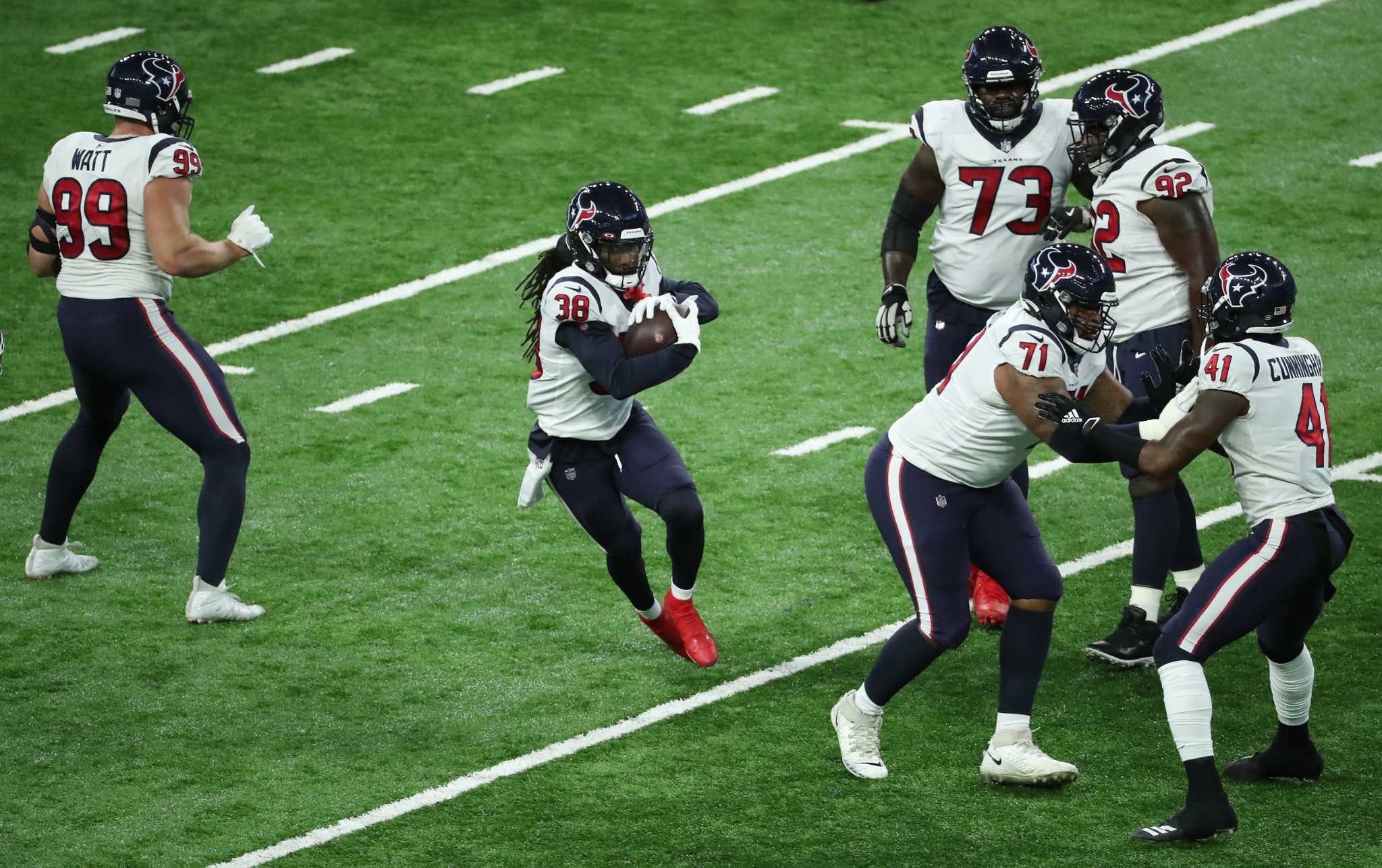 Texans get spot production from RBs Buddy Howell, Scottie Phillips