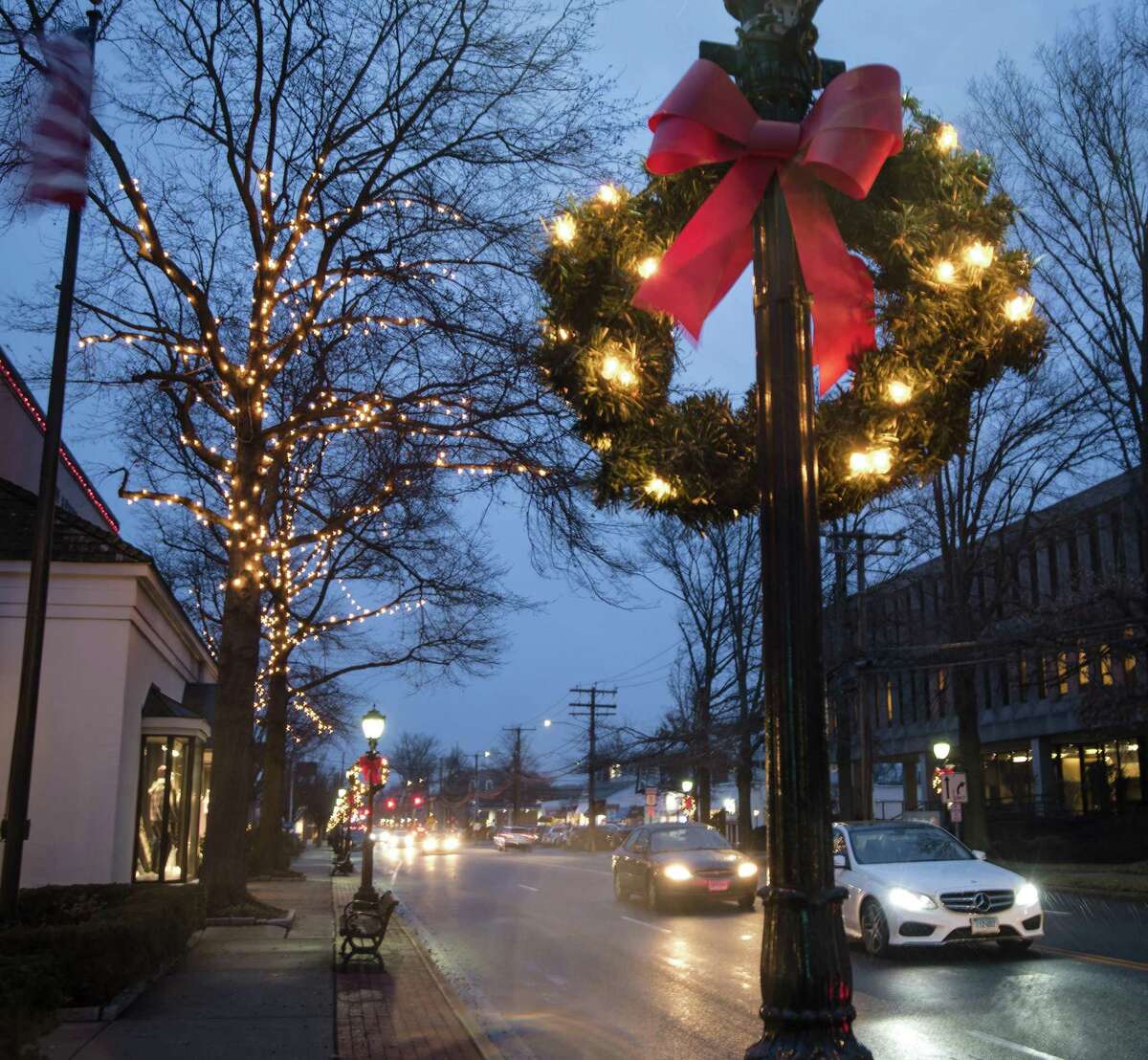 Darien Sport Shop to host virtual tree lighting