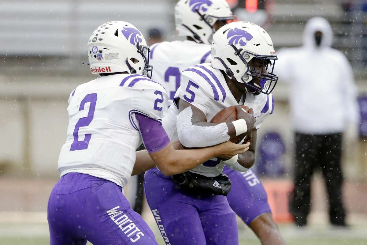 Summer Creek overcomes turnovers to defeat Humble