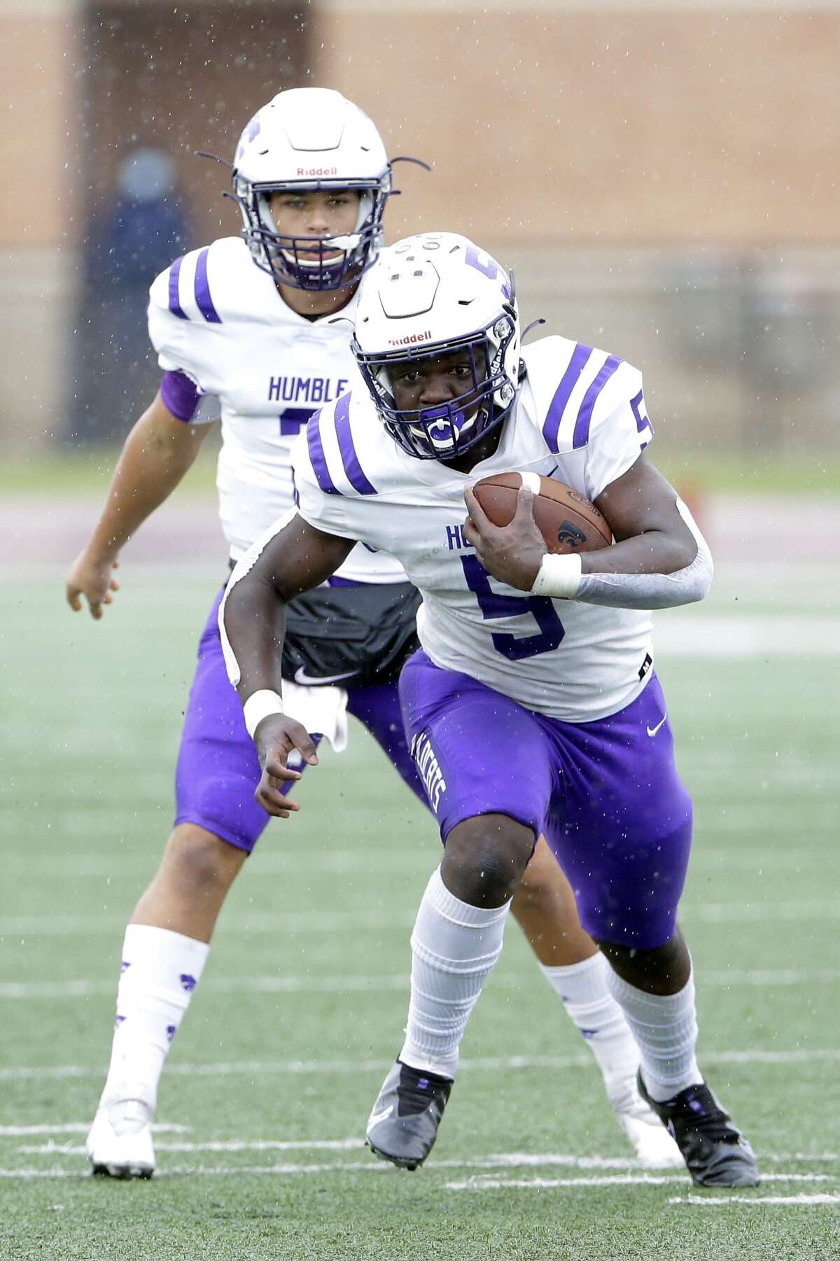 Summer Creek overcomes turnovers to defeat Humble