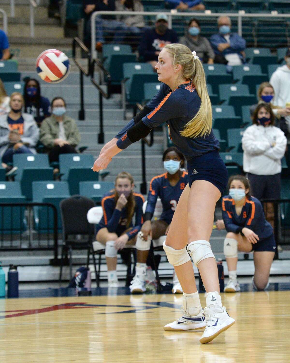 Seven Lakes holds off district rival in regional quarterfinal