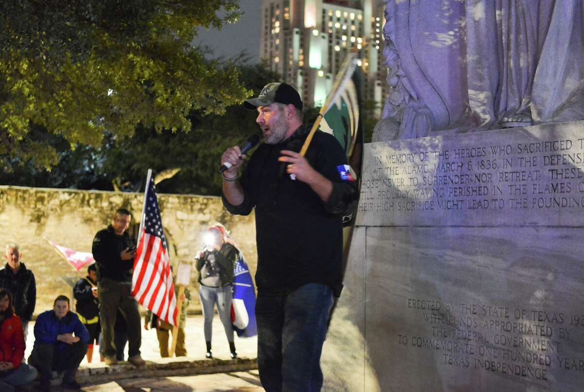 Group protests curfew at the Alamo; San Antonio surpasses 80,000 ...