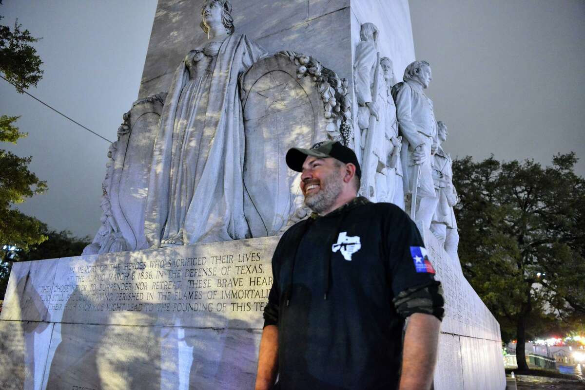 Group protests curfew at the Alamo; San Antonio surpasses 80,000 ...