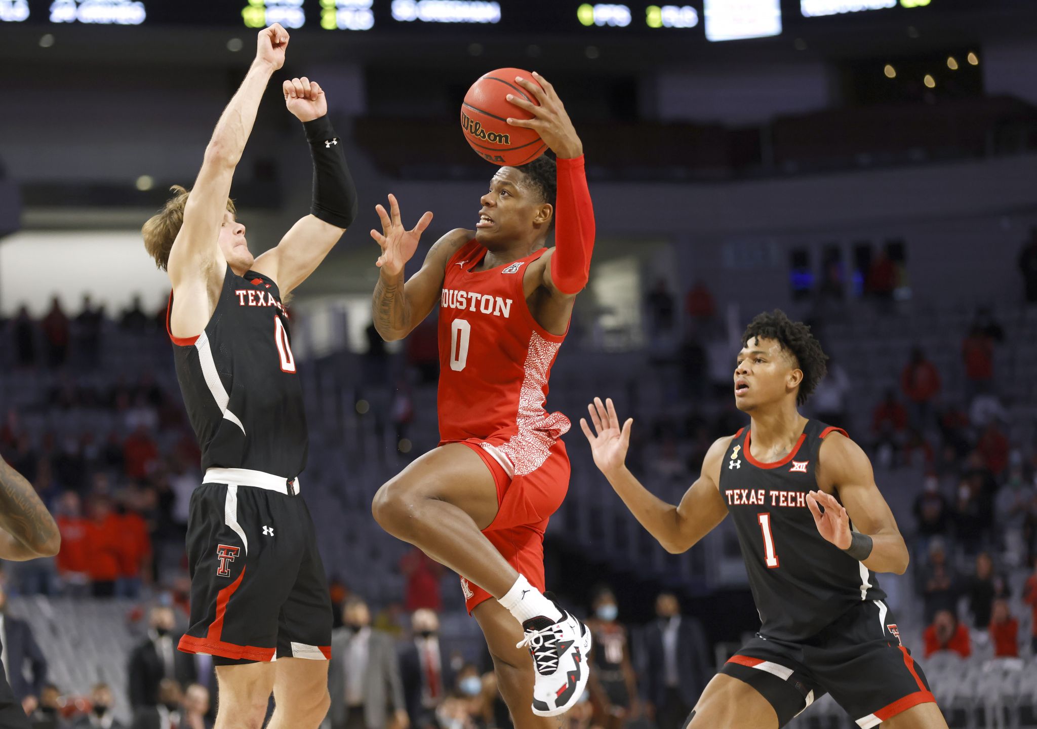 UH vaults into top 10 after win over Texas Tech
