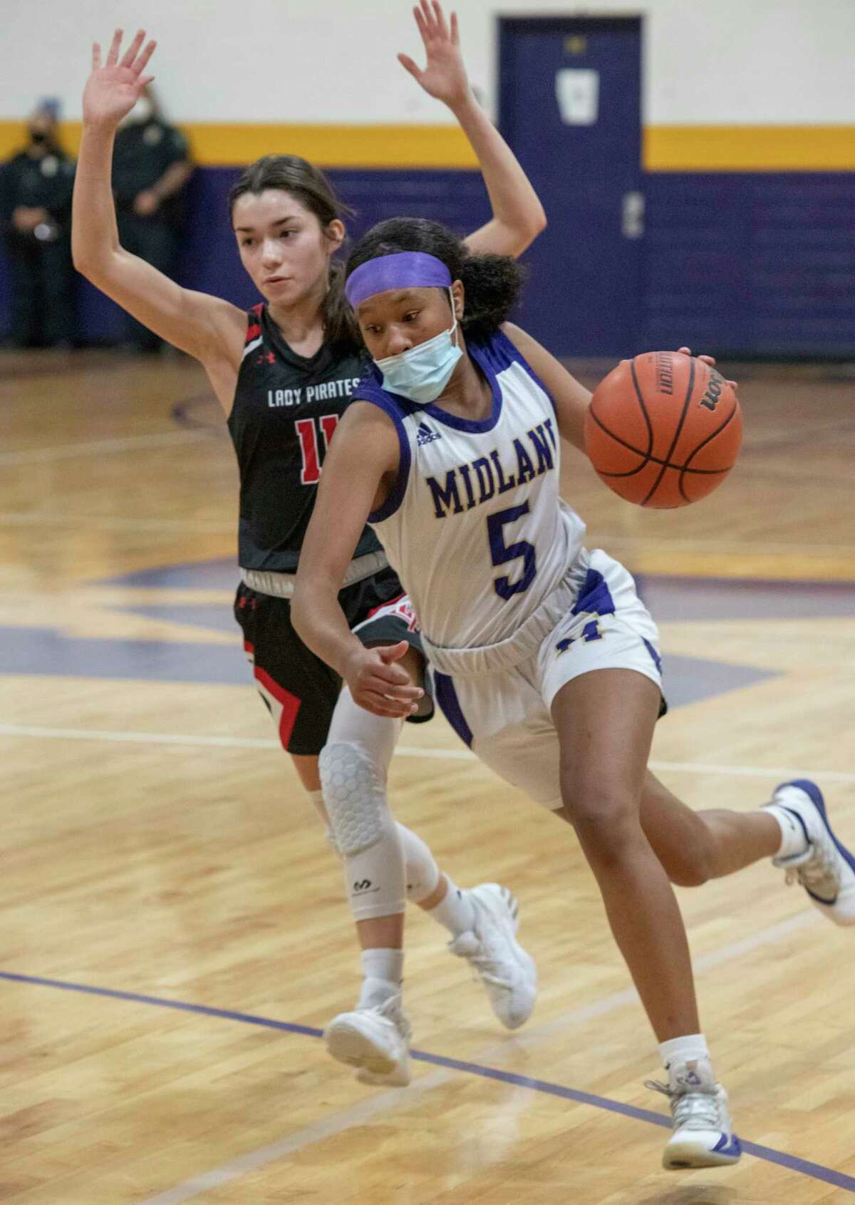 HS GIRLS BASKETBALL: OHS thwarts late charge by MHS in 2-6A opener