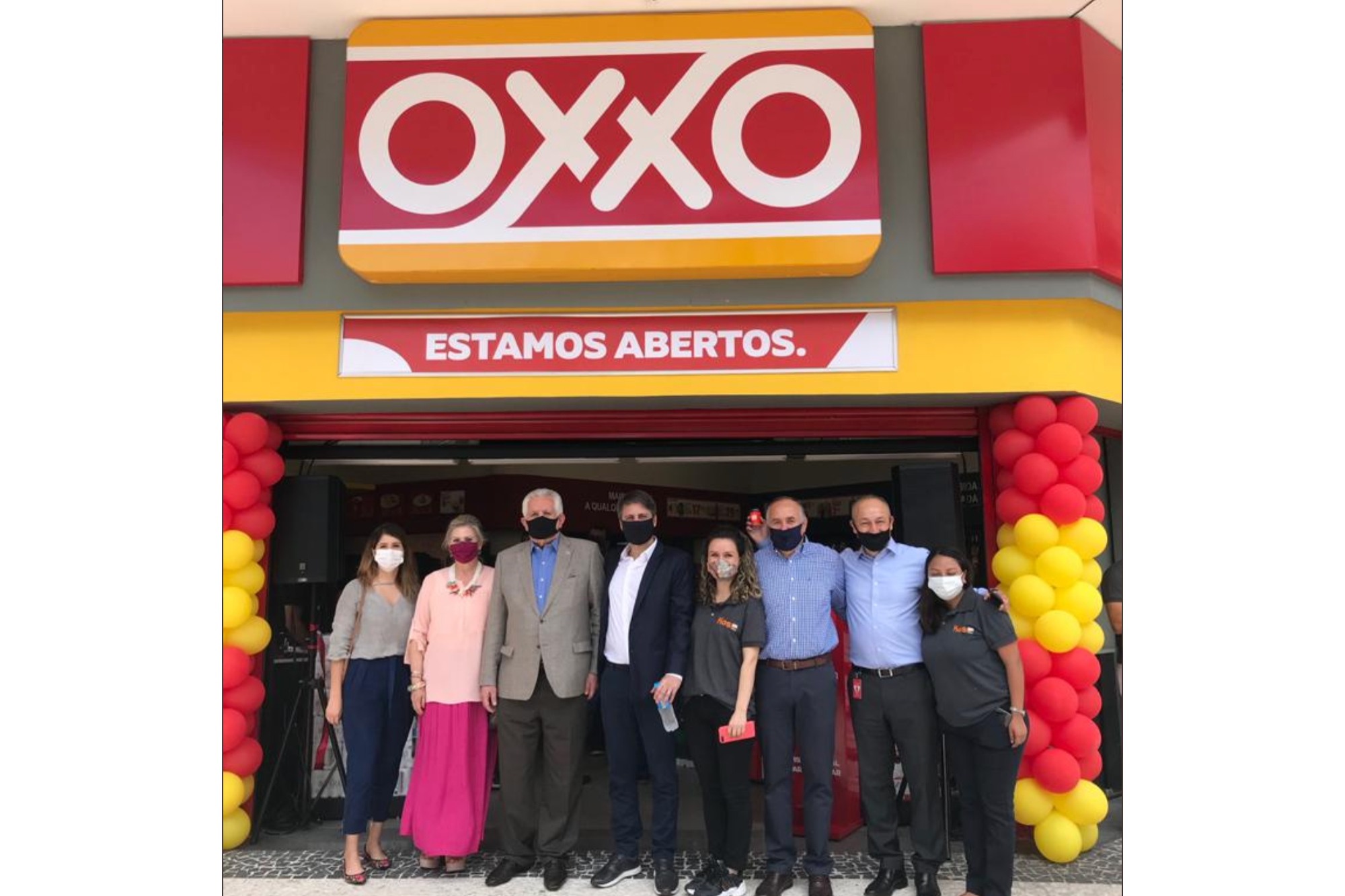 Oxxo arrives in Brazil: opens its first store