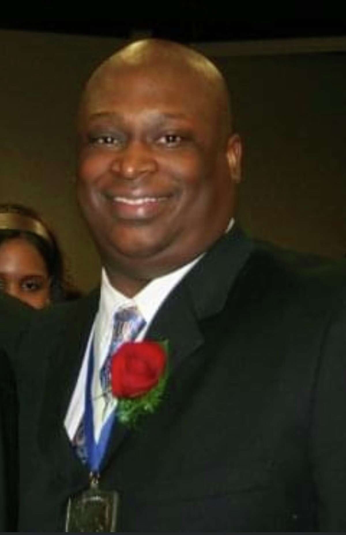 Former Texas A&M football player Steve Solari dies at 49