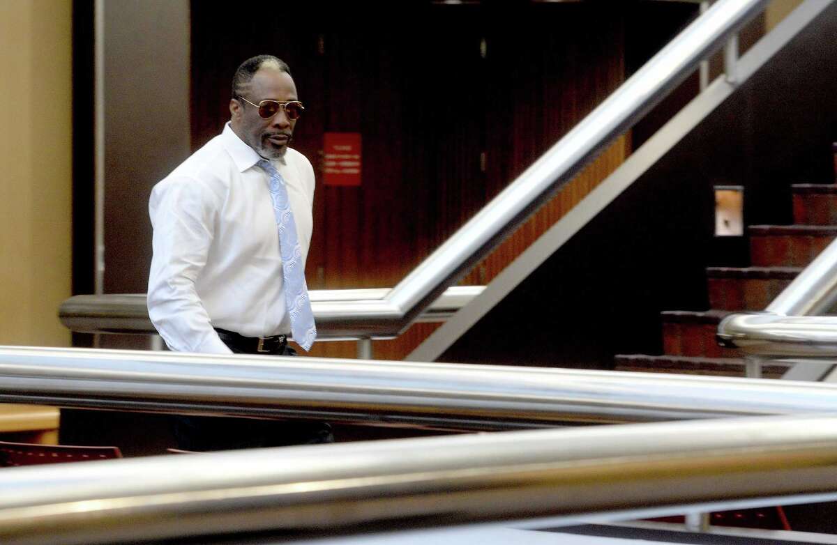 Former Beaumont ISD electrician Calvin Walker's sentencing hearing ...