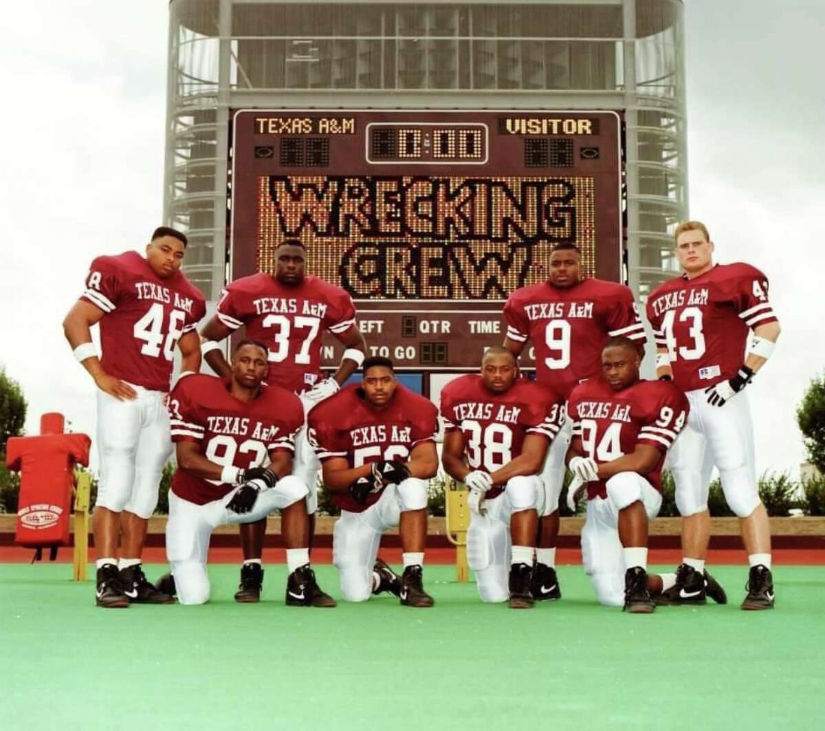Former Texas A&M football player Steve Solari dies at 49
