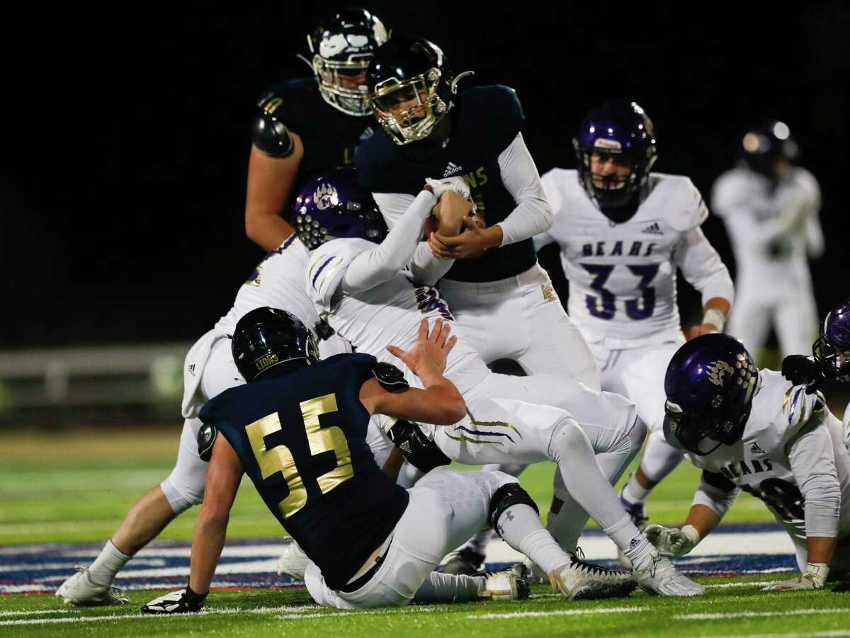 FOOTBALL: Montgomery runs past Lake Creek in MoTown Showdown
