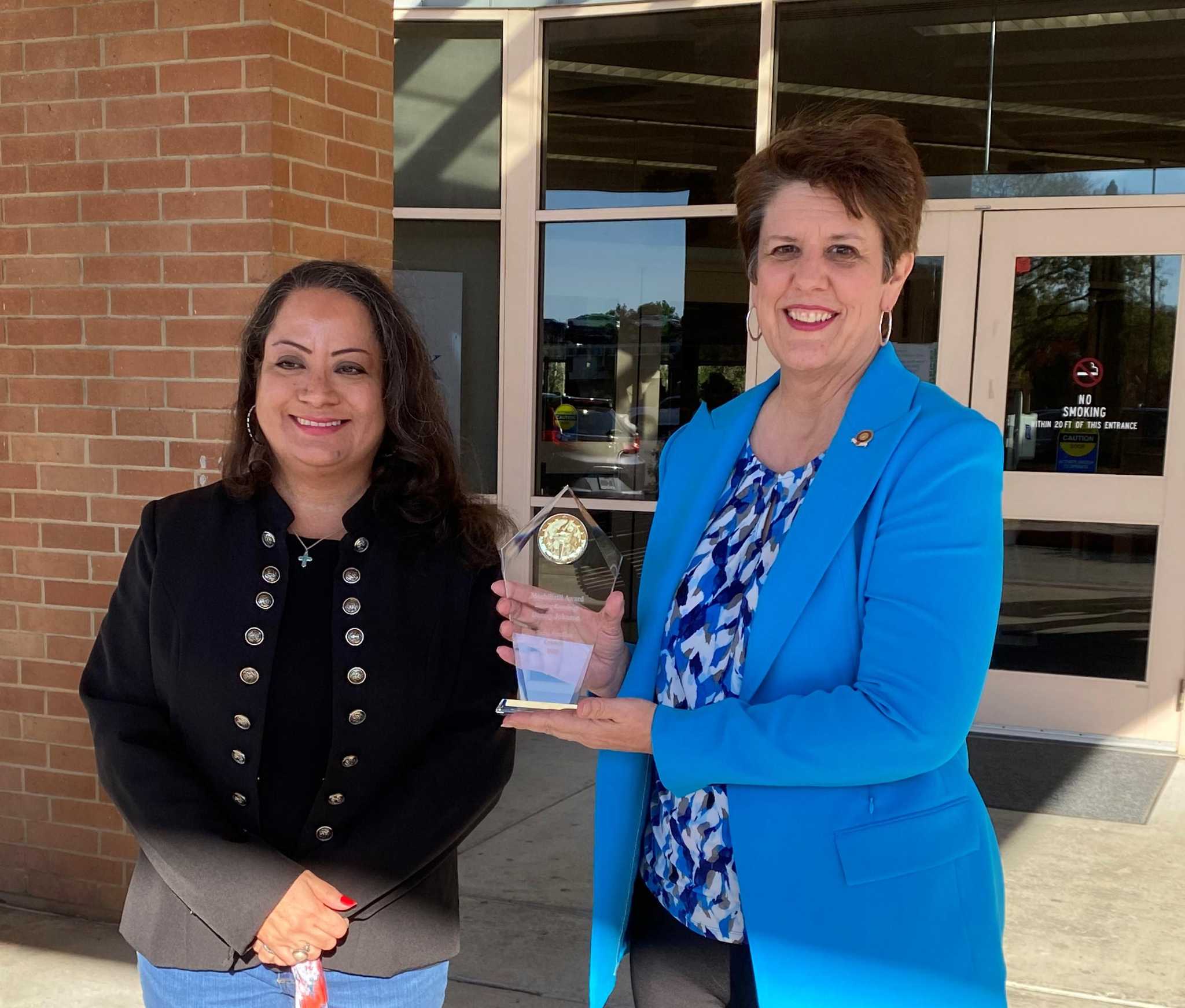 Texas Familias Council recognizes library outreach coordinator