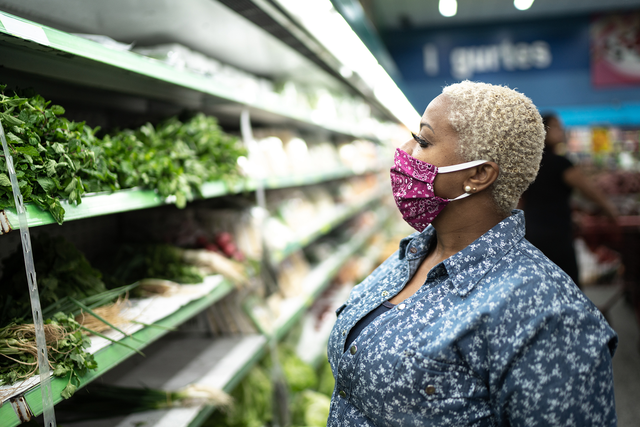 CDC says to wear masks indoors for the first time. Here’s why