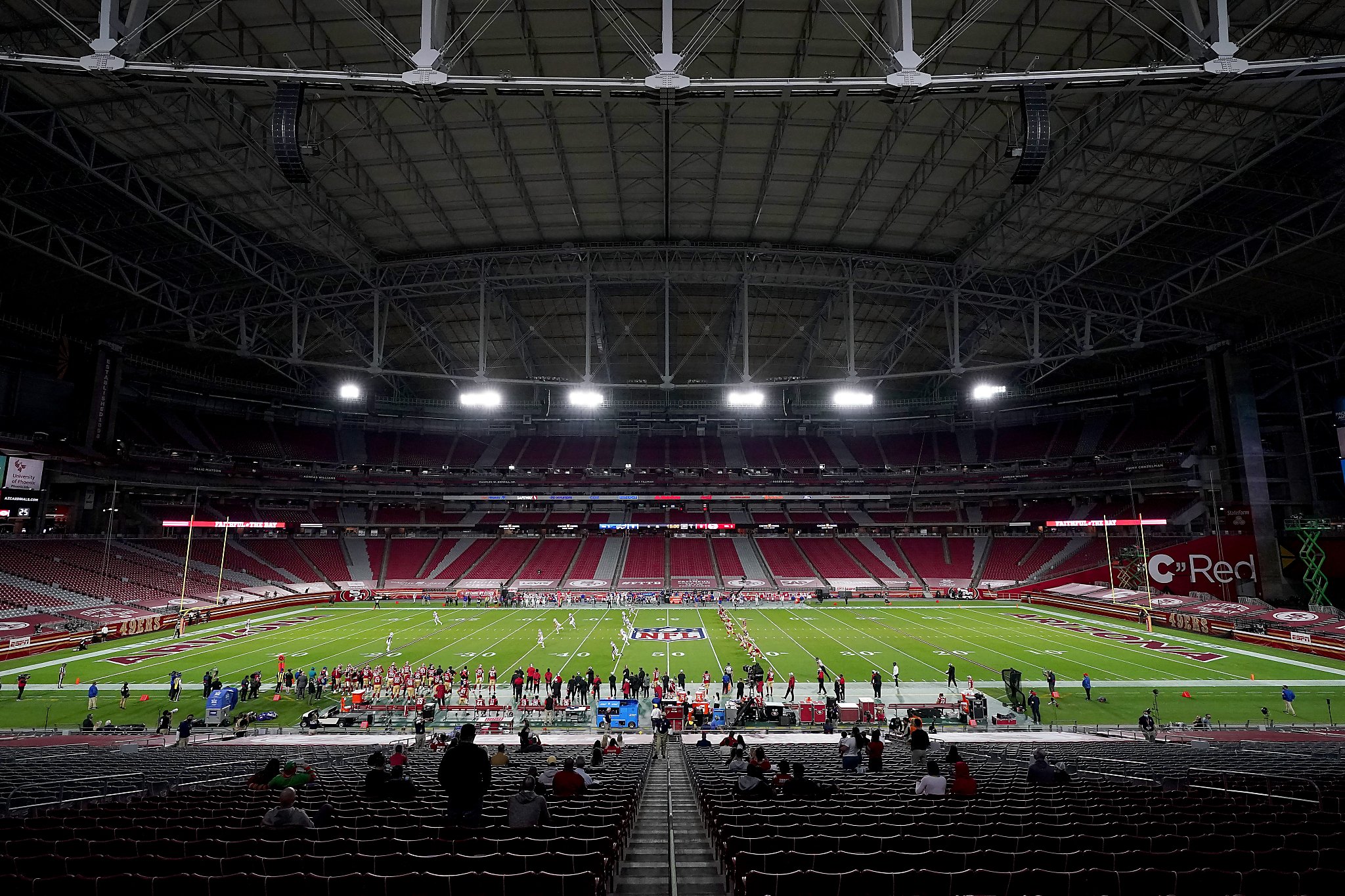 49ers will extend stay in Arizona through Christmas