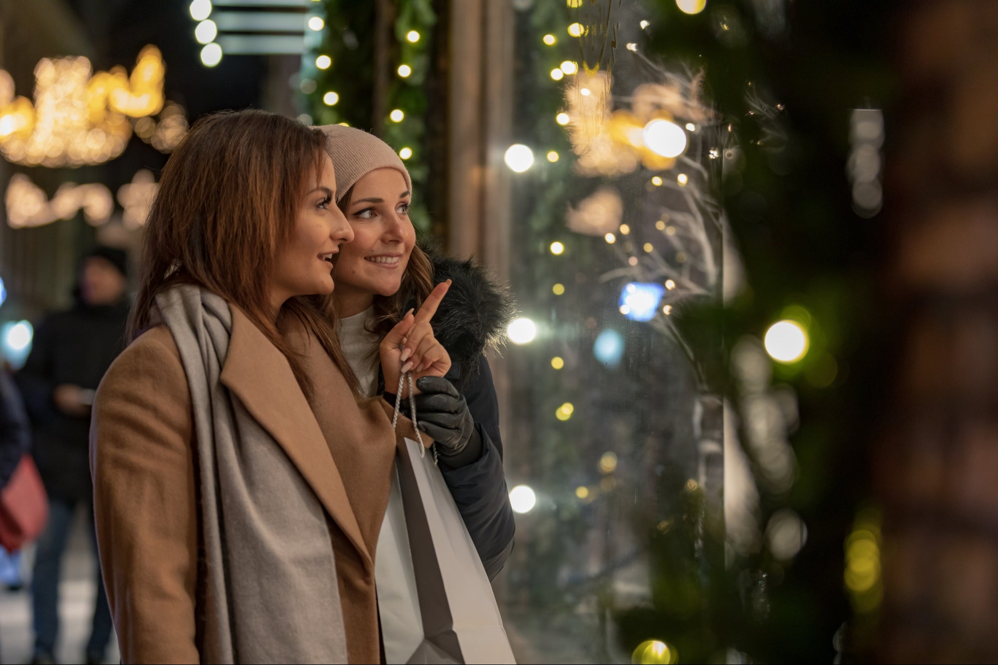 3 Ways Visual Merchandising Is a Retailer's Secret Weapon to Win The ...