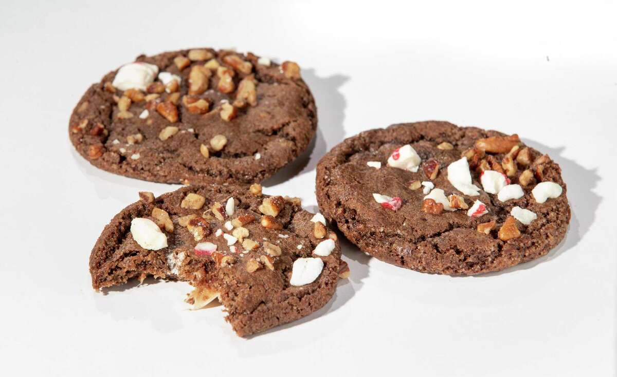 Recipe: Chocolate Peppermint Chews