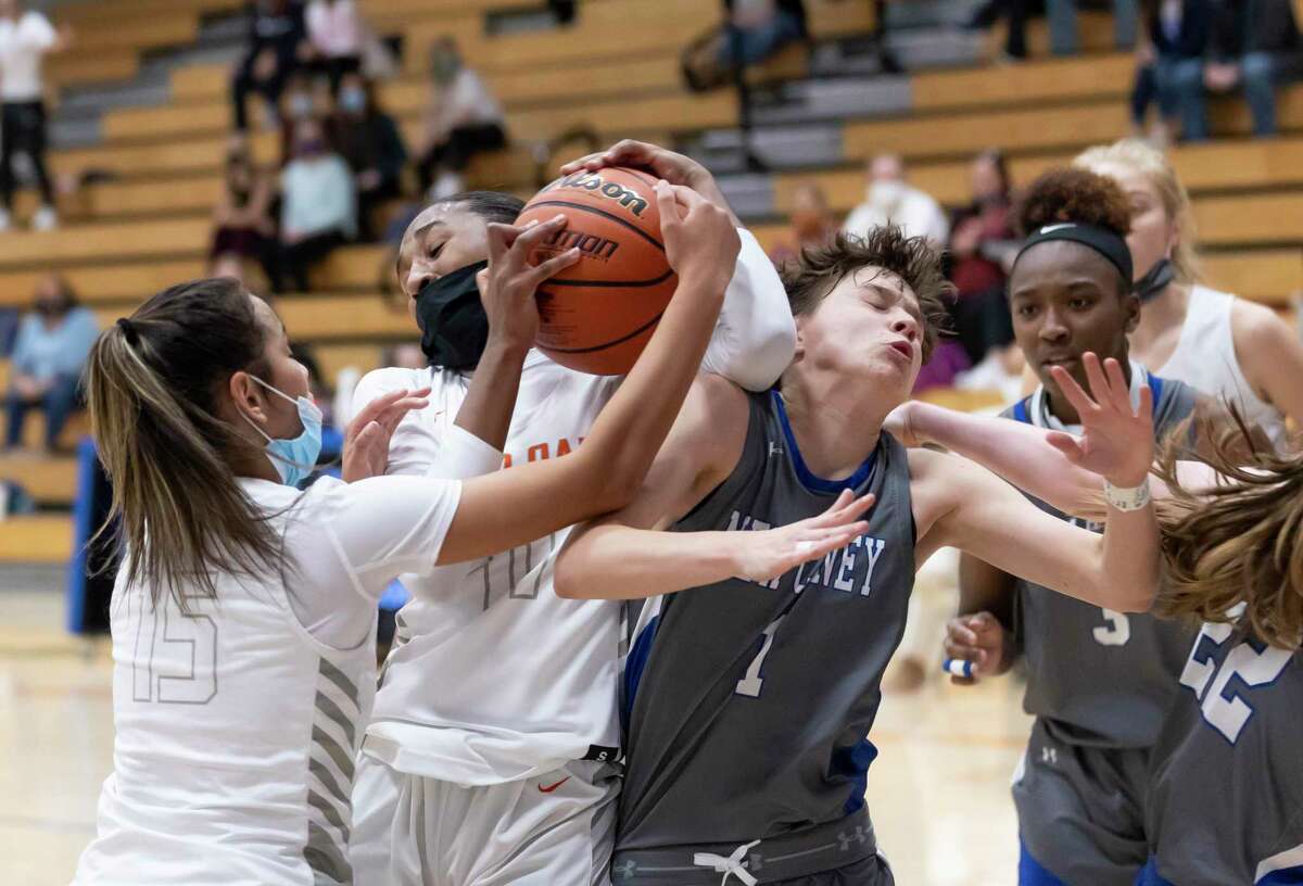 GIRLS HOOPS: Grand Oaks tops New Caney in non-district tilt